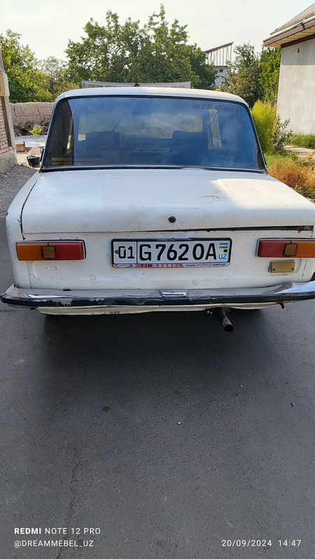 Jiguli 011 sotiladi