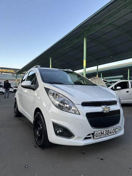Spark avtomat 4 poz sotiladi