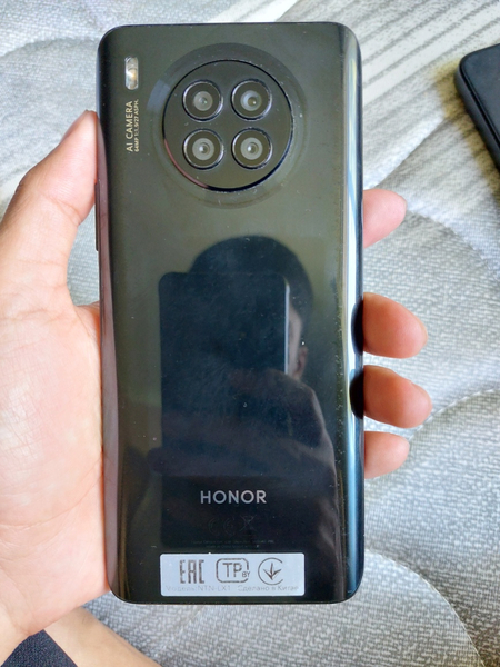 Honor P50 lite srochna sotiladi.
