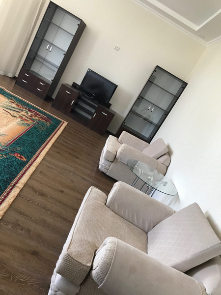 Срочно продам 4/3/3 Саракулька