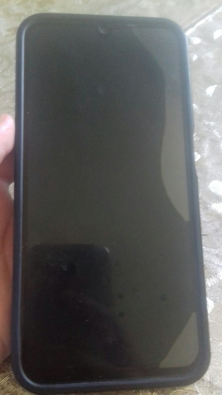 Telefon sotiladi narxi 2.5mln