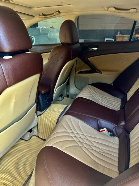 Lexus IS 300 срочно продаётся