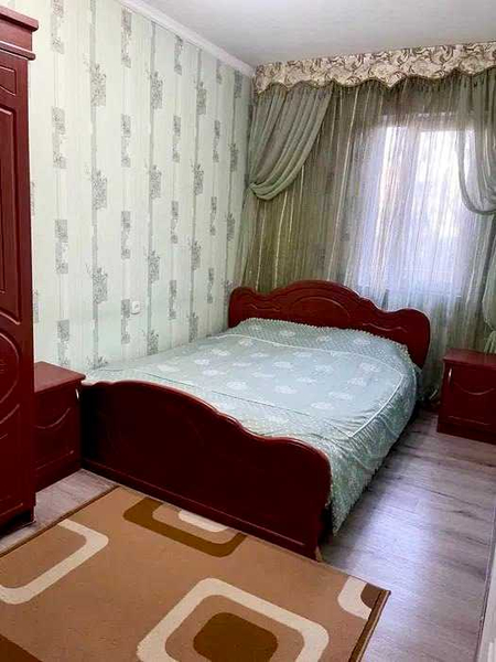 Срочно! На Бобуре - 3х ком, 72 м², С ремонтом + мебель и техника