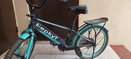 Velosiped  sotiladi juda kam Haydalgan