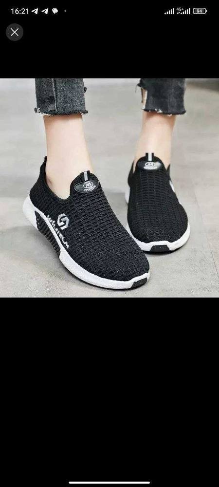 Ayollar uchun skechers sotiladi