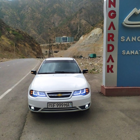 Nexia Chevrolet.