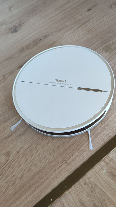 Продается робот пылесос Tefal x-plorer serie 60
