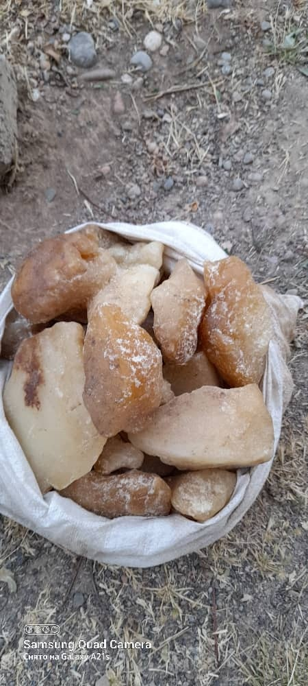 НОВЫЙ ПАРАФИН продаю срочно