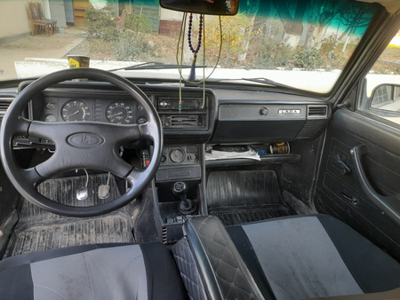 Vaz 2107 seriy 2012 yil