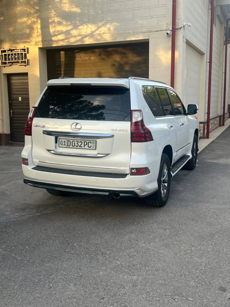 Продается Lexus GX 460