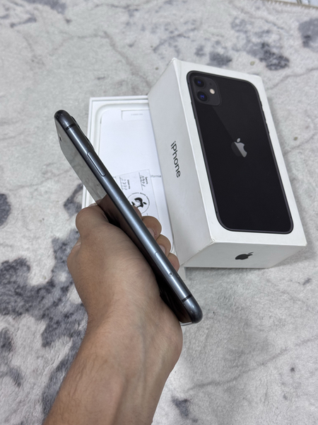 iPhone 11 64GB идеал