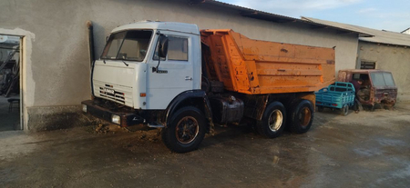 Kamaz samasval sotiladi