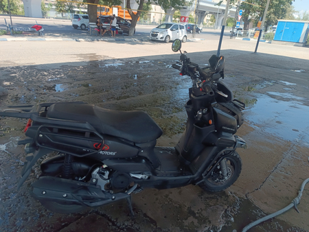 Tank skuter sotiladi holati yaxshi narxi 700 kelishamz