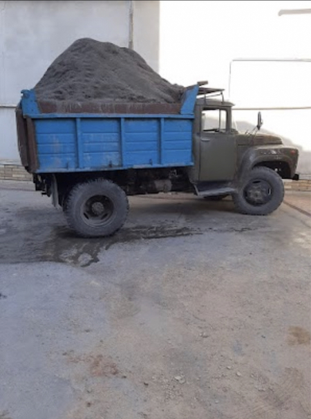 Зил Камаз доставка песок, шебень и другие строителни услуга zil kamaz