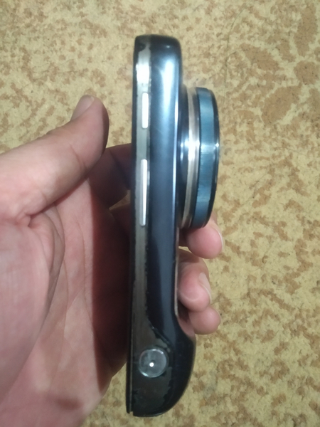 Срочно продам телефон Samsung Galaxy S4 zoom