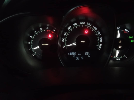 Lada vesta 118000 yurgan udari yoq prapan 4 paklena