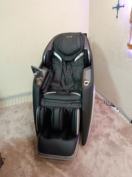 Massajniy kreslo iRest Sl A 710