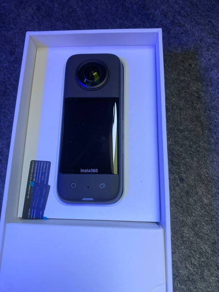 Insta X3 , 360 камера