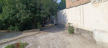 Katta ganjiravon xududida 10 sotixli xovli sotiladi