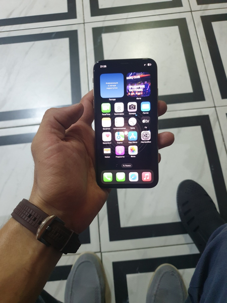 Iphone xs 64 gbb