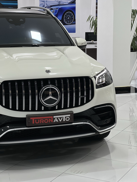 Mercedes Benz GLS580