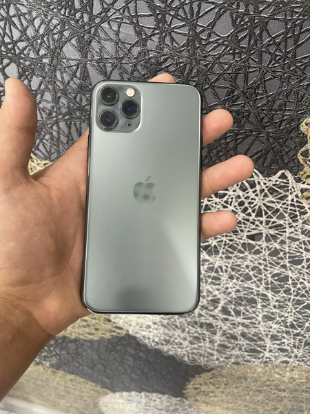Iphone 11pro sotiladi 64 talik