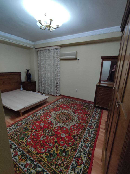 В аренду Двухуровневая квартира 6 комнат ул Бобура , Аэропорт
