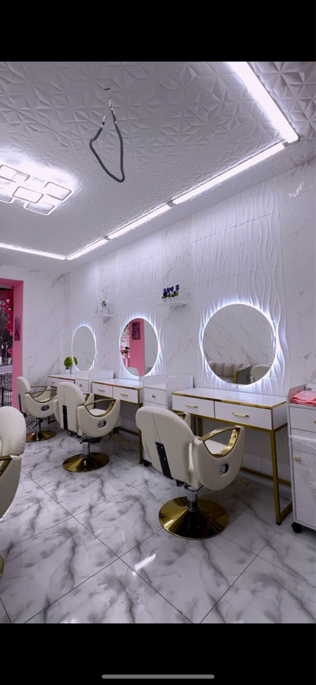 Salon biznes srochna arzon sotiladi