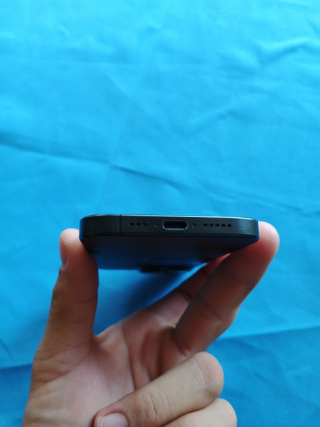iphone 15 pro 256 LL\\\\A