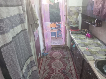 продаётся общежитии 1 ком 5 этаж