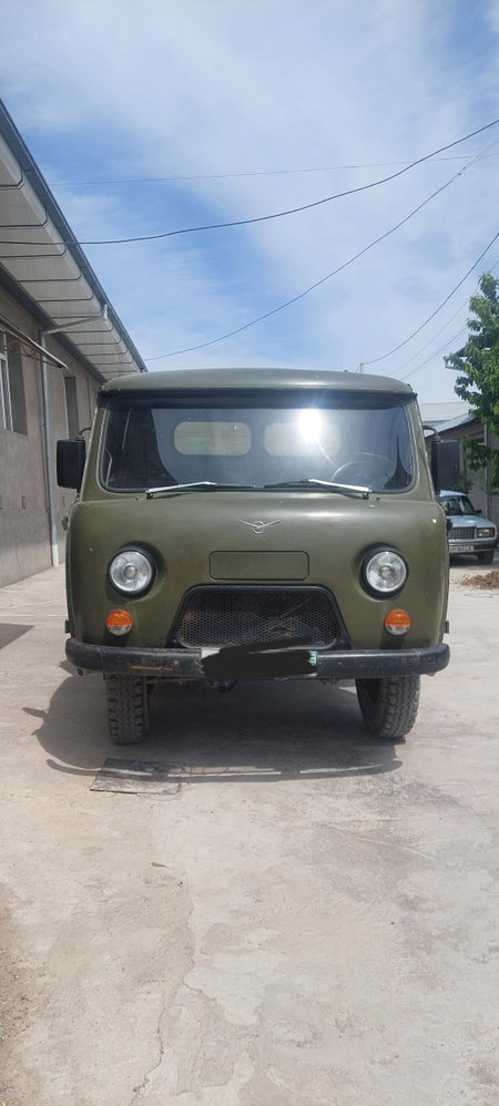 Uaz 3303 01 bortli benzin butun