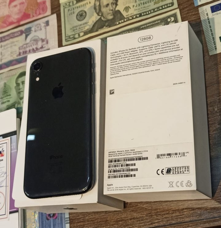 iPhone Xr Black 128