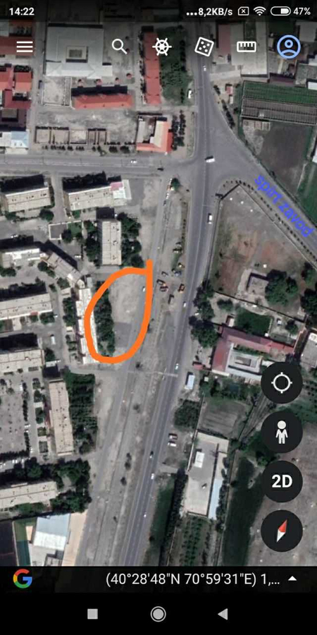 2 qavatliy savdo do'kon qurish uchun yer maydon sotiladi
