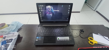 Продаëтся ноутбук Acer core i7 8gb ОЗУ.