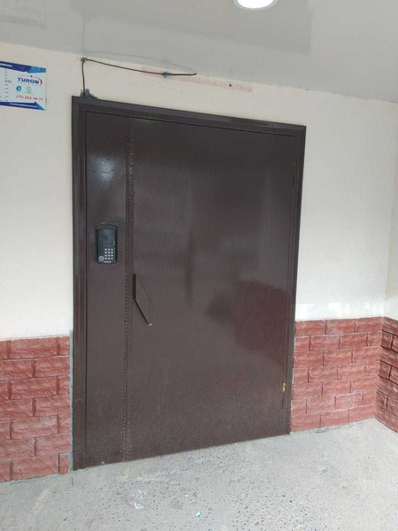 Padizniy temir eshiklar