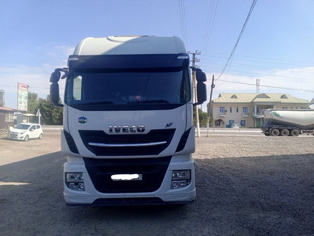 IVECO + KRONE прицеп сотилади