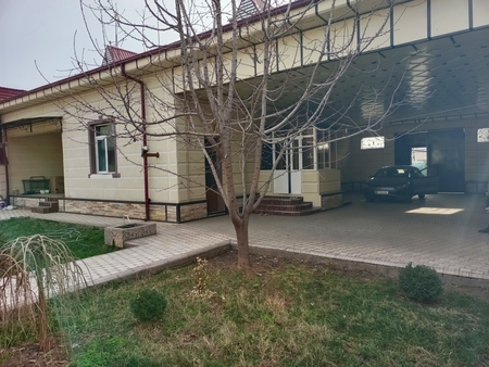 Срочно Котеж сотилади