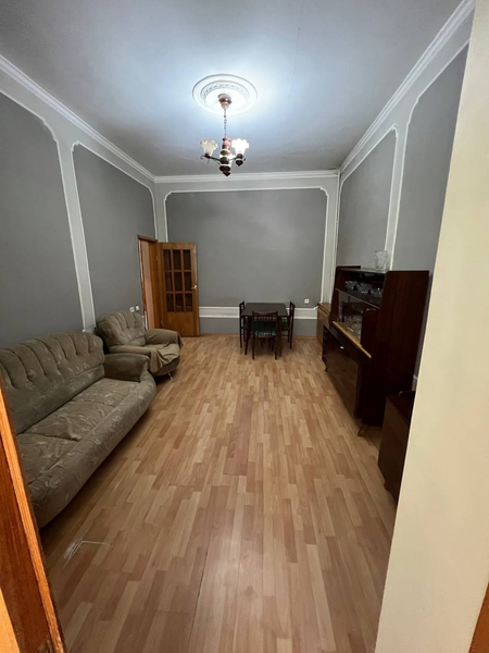 Продаю 3/2/4 высокопотолочка Чиланзар 1