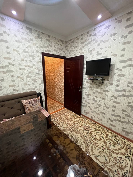 Юнусабад 19 4/2/5 балкон 2*6 трапетция