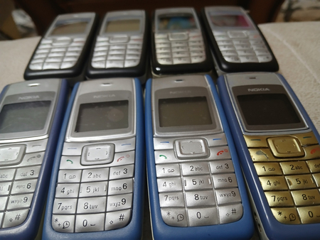 Assalom alekum Qadirdon Nokia telefonlar sotiladi