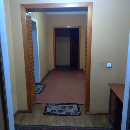 Куйлик мост аренда 3 хона 4 чи этаж пустой