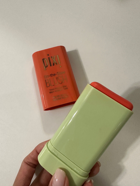 румяна PIXI on the go blush