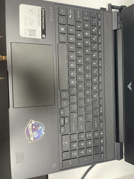 HP Victus i5-12th/8/512gb GTX 1660 Gaming Laptop