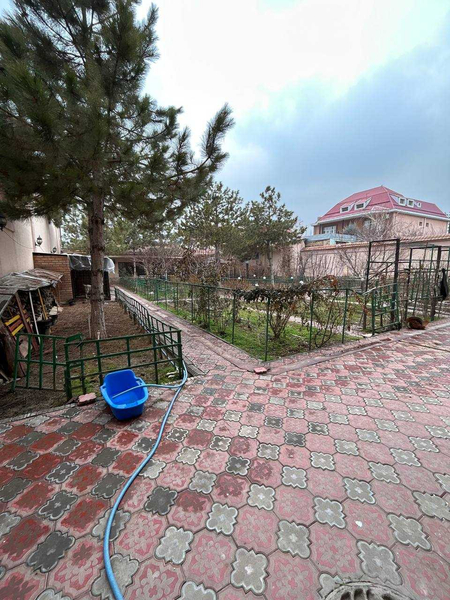 Сдаётся огромный дом в аренду