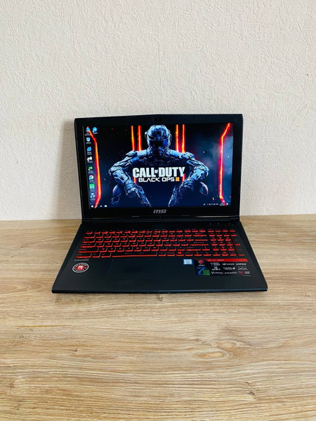 Продам в как новом Состоянии Геймерский ноутбук MSI GL62M 7REX.