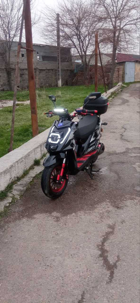 Электроскутер Redline