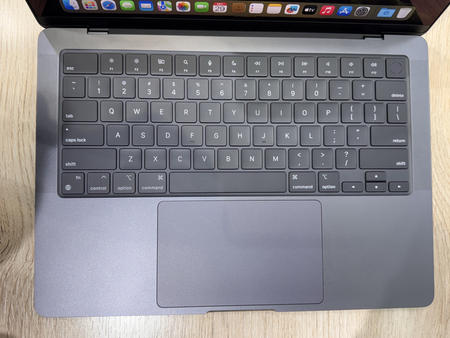 MacBook Pro M3 Pro 14-inch 18/512GB Space Black / 7 цикл - 100% ёмкост