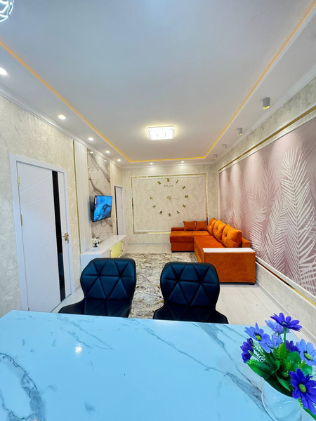 Продается 1в2 ком укомплектованная квартира.ZA010