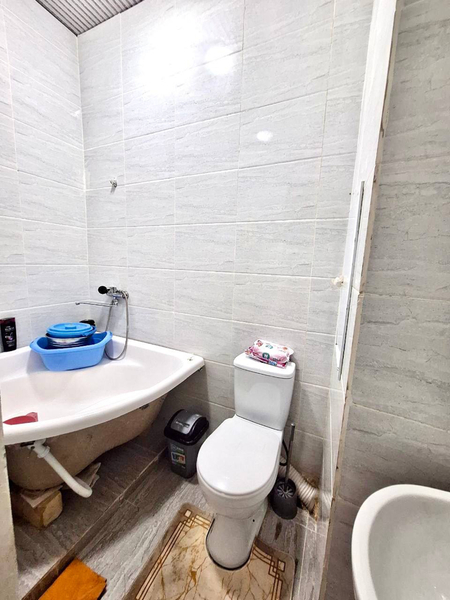 СВОЯ, ЖК Азия Хаус, Иззат 1/1/8