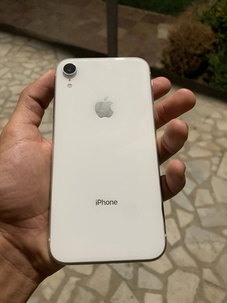 iPhone Xr oq fes tru ton yoq 128GB